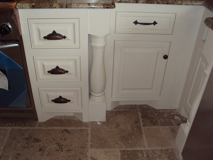 Tillison Cabinets Gallery - kitchens